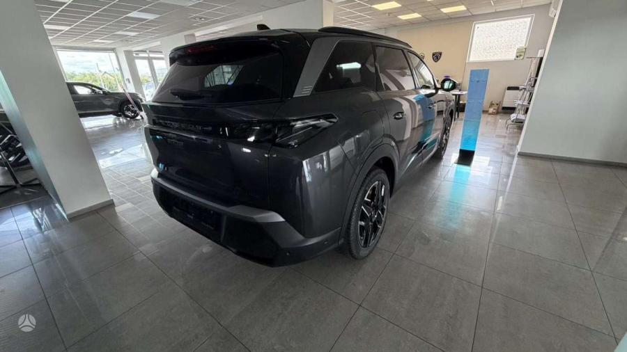 Pelēks Peugeot 5008 2026 Šauļi, ar dzinēja tilpumu 1.20 L un nobraukumu 0 tūkst. km par 39130 €, foto 5 vietnē AUTOMOTO.COM.LV