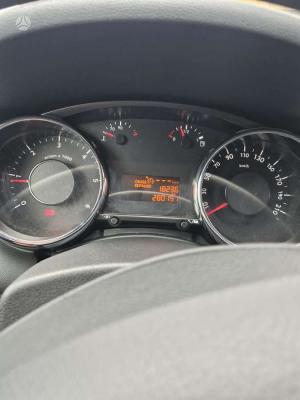 Серый Пежо 5008 2011 в Ионава, объемом двигателя 2.00 л и пробегом 280 тыс. км за 3200 €, фото 10 на AUTOMOTO.COM.LV