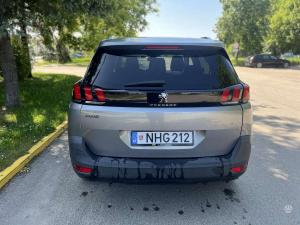 Grey Peugeot 5008 2017 in Vilnius, with an engine capacity of 1.60 L and mileage of 231 thousand km for 10900 €, photo 5 on AUTOMOTO.COM.LV