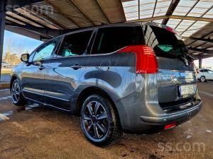 Pelēks Peugeot 5008 2009 Rīga, ar dzinēja tilpumu 1.60 L un nobraukumu 215 tūkst. km par 3400 €, foto 4 vietnē AUTOMOTO.COM.LV