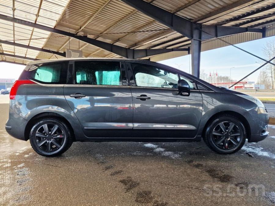 Pelēks Peugeot 5008 2009 Rīga, ar dzinēja tilpumu 1.60 L un nobraukumu 215 tūkst. km par 3400 €, foto 5 vietnē AUTOMOTO.COM.LV