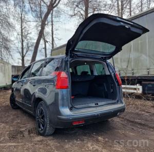 Pelēks Peugeot 5008 2009 Rīga, ar dzinēja tilpumu 1.60 L un nobraukumu 215 tūkst. km par 3400 €, foto 9 vietnē AUTOMOTO.COM.LV