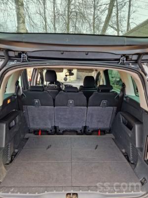 Pelēks Peugeot 5008 2009 Rīga, ar dzinēja tilpumu 1.60 L un nobraukumu 215 tūkst. km par 3400 €, foto 13 vietnē AUTOMOTO.COM.LV