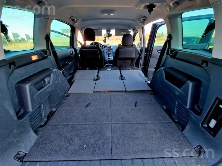 Pelēks Peugeot 5008 2009 Rīga, ar dzinēja tilpumu 1.60 L un nobraukumu 215 tūkst. km par 3400 €, foto 15 vietnē AUTOMOTO.COM.LV