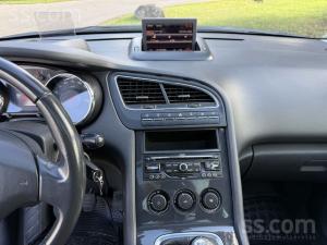Grey Peugeot 5008 2009 in Jelgava, with an engine capacity of 2.00 L and mileage of 333 thousand km for 2800 €, photo 10 on AUTOMOTO.COM.LV