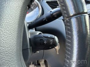 Grey Peugeot 5008 2009 in Jelgava, with an engine capacity of 2.00 L and mileage of 333 thousand km for 2800 €, photo 14 on AUTOMOTO.COM.LV