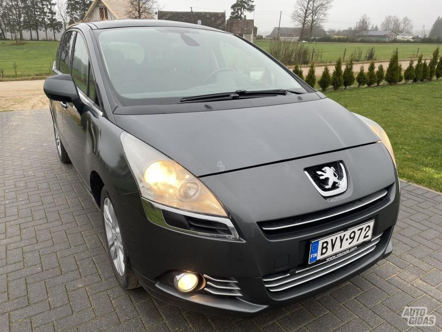 Grey Peugeot 5008 2010 in Plunge, with an engine capacity of 1.60 L and mileage of 255 thousand km for 2800 €, photo 2 on AUTOMOTO.COM.LV