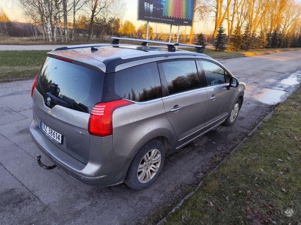 Pelēks Peugeot 5008 2010 Klaipėda, ar dzinēja tilpumu 1.60 L un nobraukumu 345 tūkst. km par 2990 €, foto 6 vietnē AUTOMOTO.COM.LV