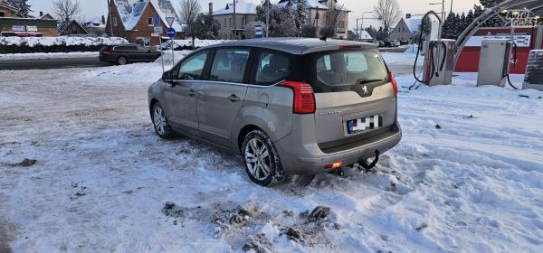 Grey Peugeot 5008 2010 in Kaunas, with an engine capacity of 1.60 L and mileage of 320 thousand km for 2850 €, photo 9 on AUTOMOTO.COM.LV