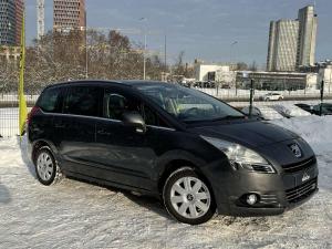 Pelēks Peugeot 5008 2010 Viļņa, ar dzinēja tilpumu 1.60 L un nobraukumu 232 tūkst. km par 3900 €, foto 3 vietnē AUTOMOTO.COM.LV