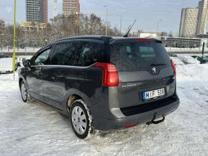 Pelēks Peugeot 5008 2010 Viļņa, ar dzinēja tilpumu 1.60 L un nobraukumu 232 tūkst. km par 3900 €, foto 8 vietnē AUTOMOTO.COM.LV