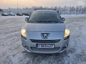 Pelēks Peugeot 5008 2010 Šauļi, ar dzinēja tilpumu 1.60 L un nobraukumu 364 tūkst. km par 2999 €, foto 2 vietnē AUTOMOTO.COM.LV
