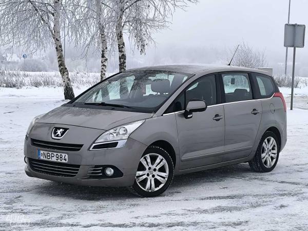 Pelēks Peugeot 5008 2010 Kauņa, ar dzinēja tilpumu 1.60 L un nobraukumu 320 tūkst. km par 3250 €, foto 1 vietnē AUTOMOTO.COM.LV