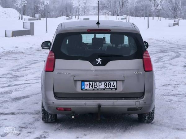 Pelēks Peugeot 5008 2010 Kauņa, ar dzinēja tilpumu 1.60 L un nobraukumu 320 tūkst. km par 3250 €, foto 6 vietnē AUTOMOTO.COM.LV