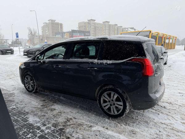Pelēks Peugeot 5008 2010 Kauņa, ar dzinēja tilpumu 1.60 L un nobraukumu 260 tūkst. km par 2400 €, foto 7 vietnē AUTOMOTO.COM.LV