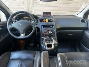 Pelēks Peugeot 5008 2010 Jelgava, ar dzinēja tilpumu 1.60 L un nobraukumu 281 tūkst. km par 3800 €, foto 9 vietnē AUTOMOTO.COM.LV