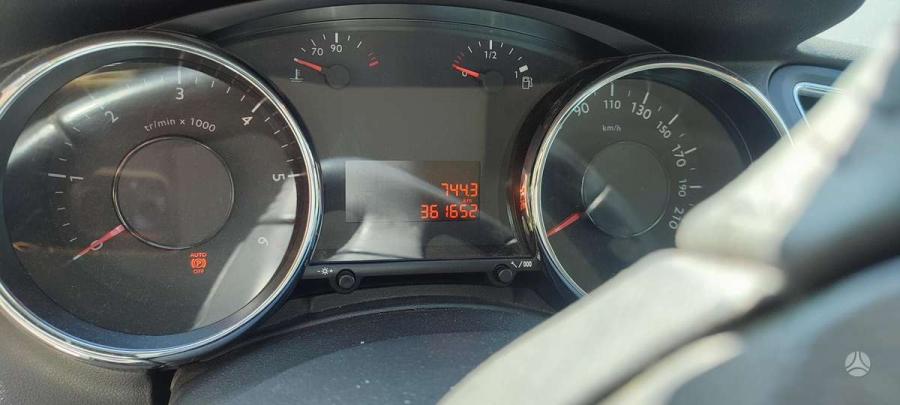 Серый Пежо 5008 2010 в Электренай, объемом двигателя 2.00 л и пробегом 362 тыс. км за 1900 €, фото 6 на AUTOMOTO.COM.LV
