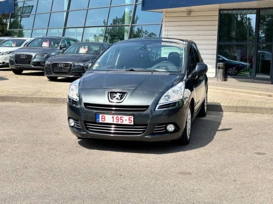 Pelēks Peugeot 5008 2010 Rīga, ar dzinēja tilpumu 1.60 L un nobraukumu 201 tūkst. km par 5749 €, foto 3 vietnē AUTOMOTO.COM.LV