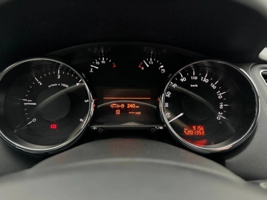 Pelēks Peugeot 5008 2010 Rīga, ar dzinēja tilpumu 1.60 L un nobraukumu 201 tūkst. km par 5749 €, foto 14 vietnē AUTOMOTO.COM.LV