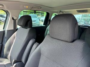 Pelēks Peugeot 5008 2010 Rīga, ar dzinēja tilpumu 1.60 L un nobraukumu 201 tūkst. km par 5749 €, foto 23 vietnē AUTOMOTO.COM.LV