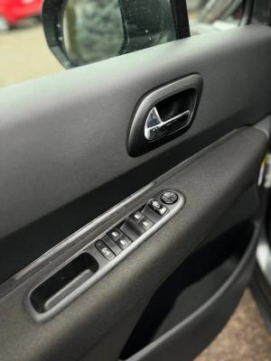 Pelēks Peugeot 5008 2010 Rīga, ar dzinēja tilpumu 1.60 L un nobraukumu 201 tūkst. km par 5749 €, foto 32 vietnē AUTOMOTO.COM.LV