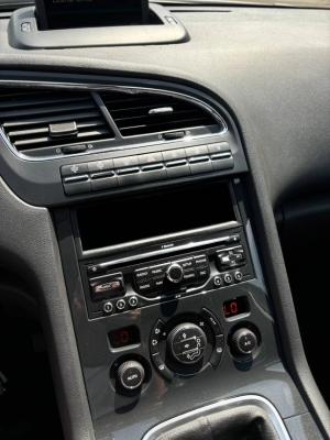 Pelēks Peugeot 5008 2010 Rīga, ar dzinēja tilpumu 1.60 L un nobraukumu 201 tūkst. km par 5749 €, foto 41 vietnē AUTOMOTO.COM.LV