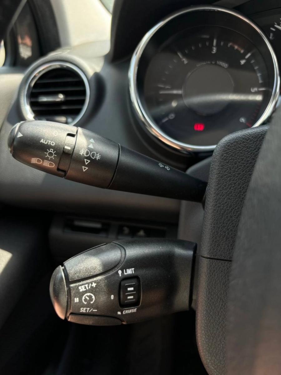 Pelēks Peugeot 5008 2010 Rīga, ar dzinēja tilpumu 1.60 L un nobraukumu 201 tūkst. km par 5749 €, foto 43 vietnē AUTOMOTO.COM.LV
