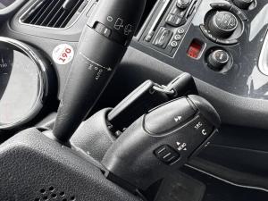 Pelēks Peugeot 5008 2010 Daugavpils, ar dzinēja tilpumu 1.60 L un nobraukumu 202 tūkst. km par 4500 €, foto 19 vietnē AUTOMOTO.COM.LV