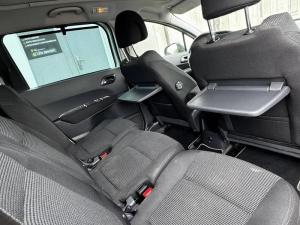 Pelēks Peugeot 5008 2010 Daugavpils, ar dzinēja tilpumu 1.60 L un nobraukumu 202 tūkst. km par 4500 €, foto 23 vietnē AUTOMOTO.COM.LV