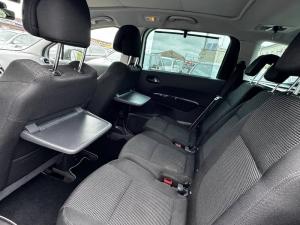 Pelēks Peugeot 5008 2010 Daugavpils, ar dzinēja tilpumu 1.60 L un nobraukumu 202 tūkst. km par 4500 €, foto 26 vietnē AUTOMOTO.COM.LV