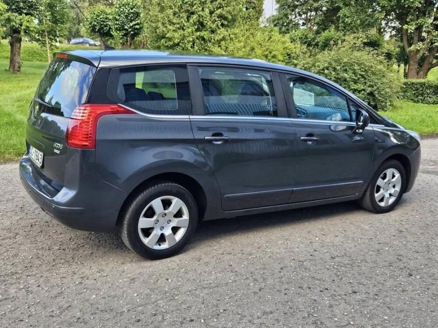 Pelēks Peugeot 5008 2010 Jēkabpils, ar dzinēja tilpumu 1.60 L un nobraukumu 167 tūkst. km par 3990 €, foto 4 vietnē AUTOMOTO.COM.LV