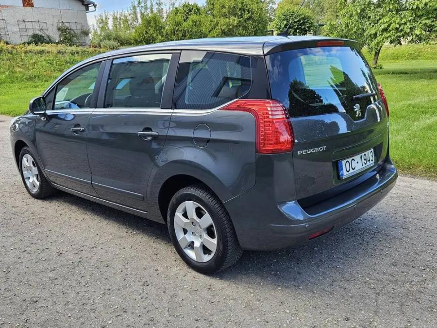 Pelēks Peugeot 5008 2010 Jēkabpils, ar dzinēja tilpumu 1.60 L un nobraukumu 167 tūkst. km par 3990 €, foto 7 vietnē AUTOMOTO.COM.LV