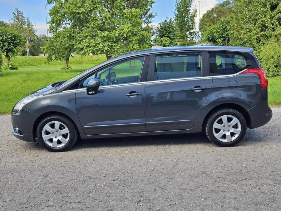 Pelēks Peugeot 5008 2010 Jēkabpils, ar dzinēja tilpumu 1.60 L un nobraukumu 167 tūkst. km par 3990 €, foto 10 vietnē AUTOMOTO.COM.LV