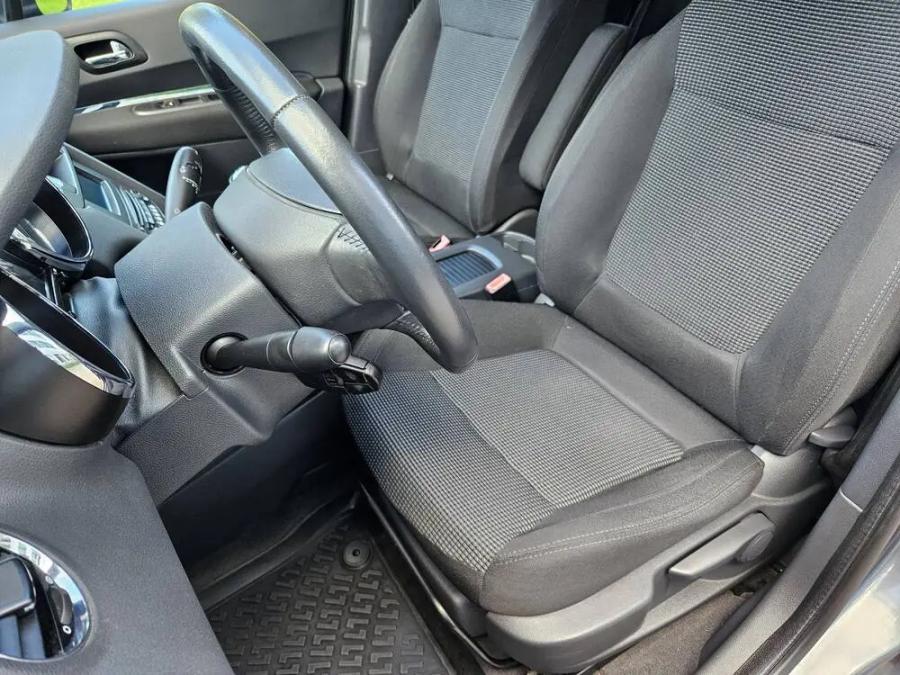 Pelēks Peugeot 5008 2010 Jēkabpils, ar dzinēja tilpumu 1.60 L un nobraukumu 167 tūkst. km par 3990 €, foto 12 vietnē AUTOMOTO.COM.LV