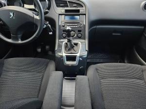 Pelēks Peugeot 5008 2010 Jēkabpils, ar dzinēja tilpumu 1.60 L un nobraukumu 167 tūkst. km par 3990 €, foto 21 vietnē AUTOMOTO.COM.LV