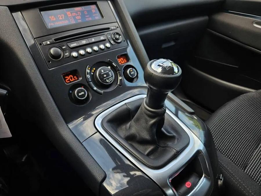 Pelēks Peugeot 5008 2010 Jēkabpils, ar dzinēja tilpumu 1.60 L un nobraukumu 167 tūkst. km par 3990 €, foto 25 vietnē AUTOMOTO.COM.LV