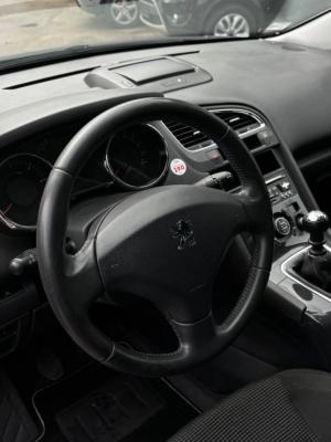Grey Peugeot 5008 2010 in Riga, with an engine capacity of 1.60 L and mileage of 203 thousand km for 5750 €, photo 21 on AUTOMOTO.COM.LV