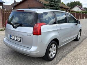 Pelēks Peugeot 5008 2010 Viļņa, ar dzinēja tilpumu 1.60 L un nobraukumu 384 tūkst. km par 2200 €, foto 4 vietnē AUTOMOTO.COM.LV