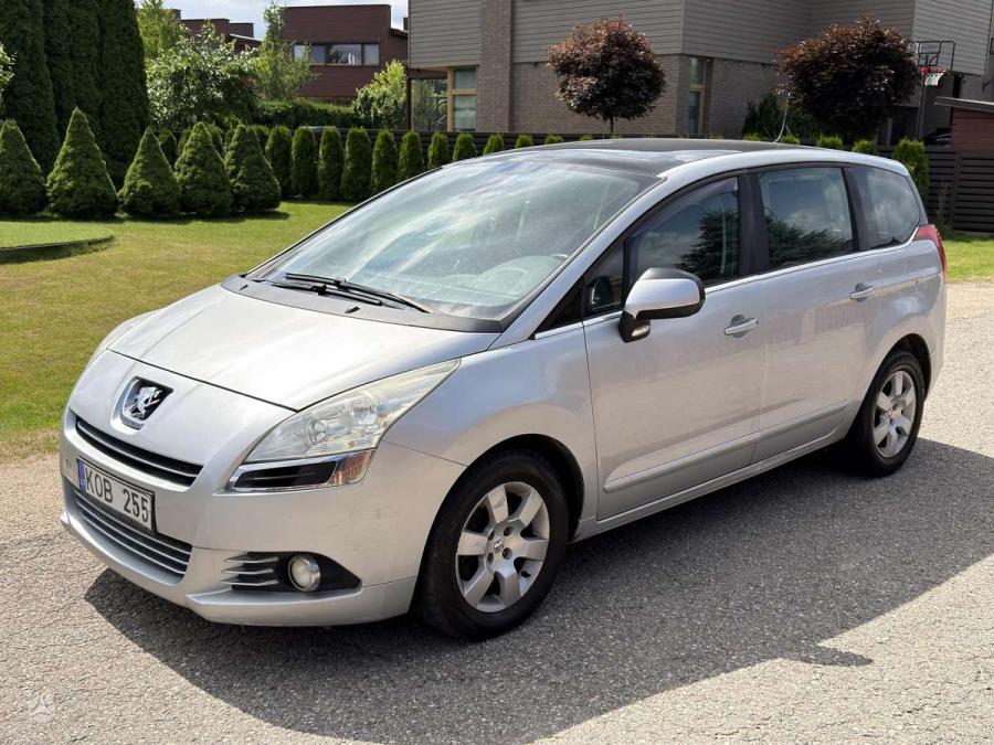 Pelēks Peugeot 5008 2010 Viļņa, ar dzinēja tilpumu 1.60 L un nobraukumu 384 tūkst. km par 2200 €, foto 7 vietnē AUTOMOTO.COM.LV