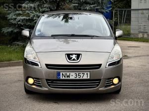 Pelēks Peugeot 5008 2010 Rīga, ar dzinēja tilpumu 1.60 L un nobraukumu 294 tūkst. km par 3000 €, foto 3 vietnē AUTOMOTO.COM.LV