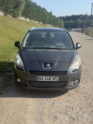 Grey Peugeot 5008 2010 in Vilnius, with an engine capacity of 1.56 L and mileage of 260 thousand km for 3200 €, photo 3 on AUTOMOTO.COM.LV