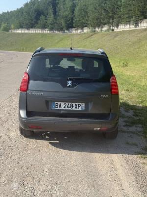 Grey Peugeot 5008 2010 in Vilnius, with an engine capacity of 1.56 L and mileage of 260 thousand km for 3200 €, photo 6 on AUTOMOTO.COM.LV