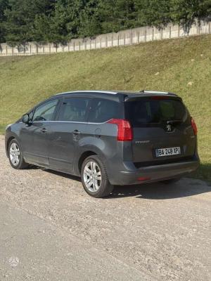 Grey Peugeot 5008 2010 in Vilnius, with an engine capacity of 1.56 L and mileage of 260 thousand km for 3200 €, photo 7 on AUTOMOTO.COM.LV