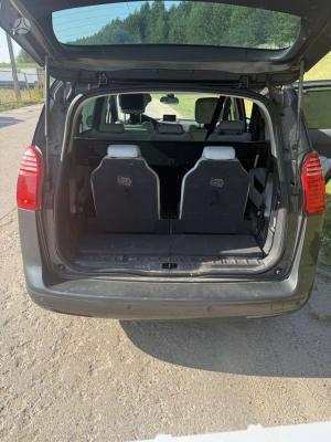 Grey Peugeot 5008 2010 in Vilnius, with an engine capacity of 1.56 L and mileage of 260 thousand km for 3200 €, photo 9 on AUTOMOTO.COM.LV