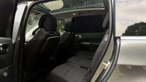 Grey Peugeot 5008 2010 in Vilnius, with an engine capacity of 1.56 L and mileage of 371 thousand km for 3000 €, photo 9 on AUTOMOTO.COM.LV