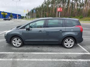 Grey Peugeot 5008 2010 in Riga, with an engine capacity of 2.00 L and mileage of 355 thousand km for 2000 €, photo 8 on AUTOMOTO.COM.LV