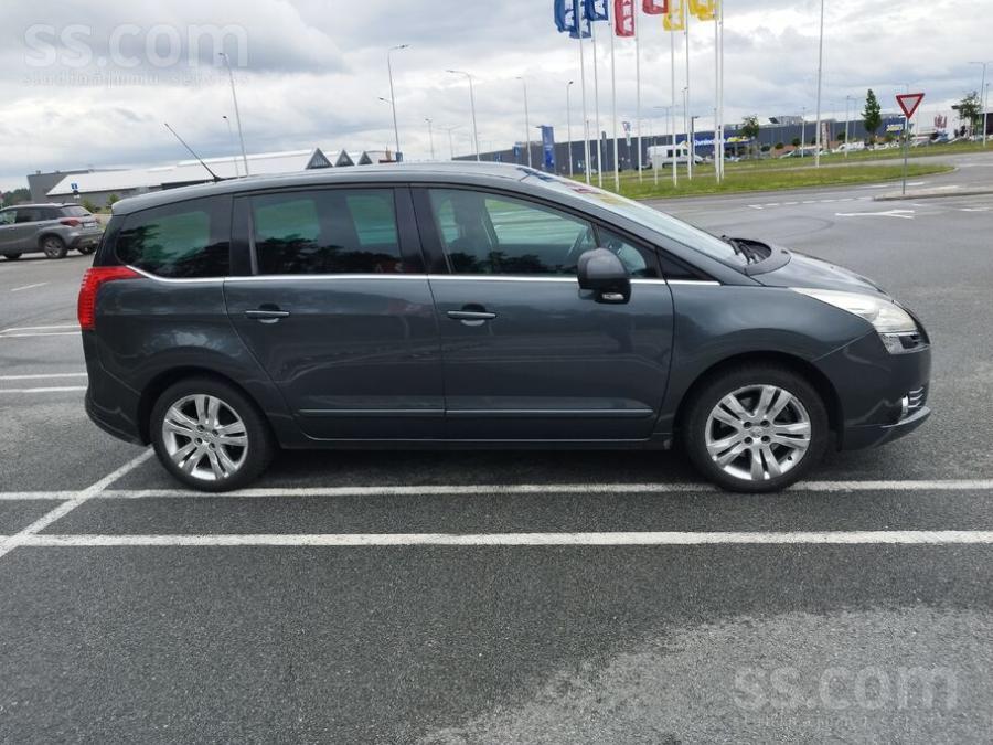 Grey Peugeot 5008 2010 in Riga, with an engine capacity of 2.00 L and mileage of 355 thousand km for 2000 €, photo 13 on AUTOMOTO.COM.LV