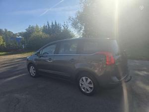 Pelēks Peugeot 5008 2010 Kauņa, ar dzinēja tilpumu 1.60 L un nobraukumu 159 tūkst. km par 2950 €, foto 6 vietnē AUTOMOTO.COM.LV