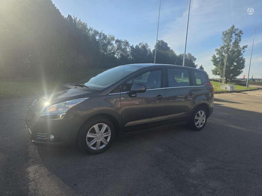 Pelēks Peugeot 5008 2010 Kauņa, ar dzinēja tilpumu 1.60 L un nobraukumu 159 tūkst. km par 2950 €, foto 8 vietnē AUTOMOTO.COM.LV