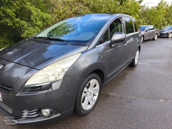 Grey Peugeot 5008 2010 in Kaunas, with an engine capacity of 1.60 L and mileage of 217 thousand km for 1400 €, photo 6 on AUTOMOTO.COM.LV
